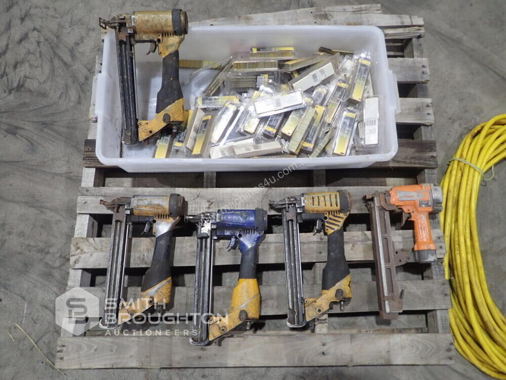 Used PALLET COMPRISING OF 5 X AIR STAPLE GUNS STAPLES HOSE Staple guns ...