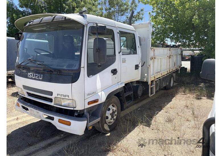 Buy Used Isuzu FRR550 Tray Truck in , - Listed on Machines4u