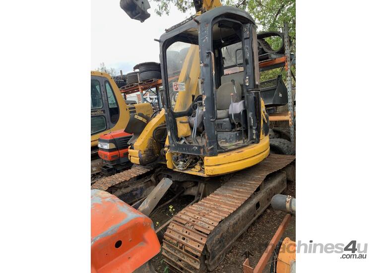 Used komatsu PC75UU-2 Excavator (937838) - Listed on Machines4u