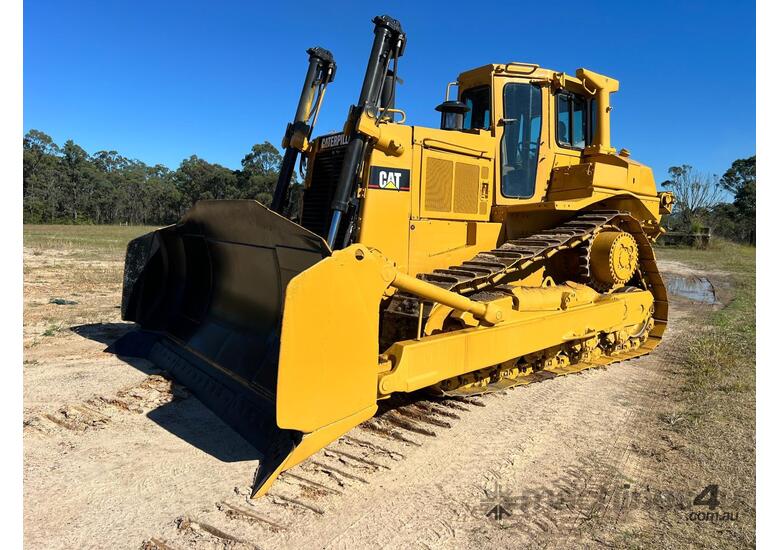 Used Caterpillar D8N Dozer in , - Listed on Machines4u