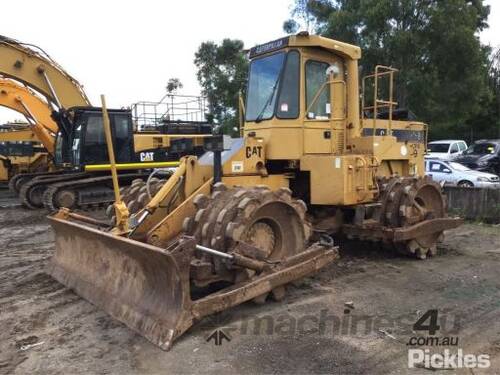 Used Caterpillar 815B Roller Vibrating in , - Listed on Machines4u
