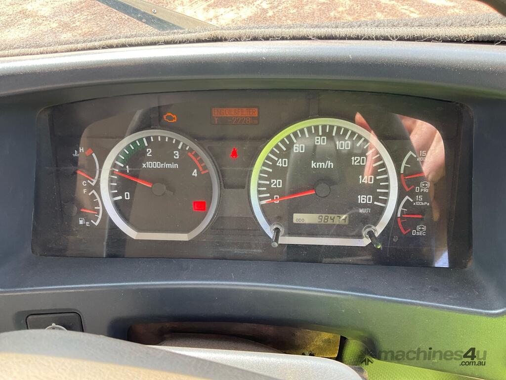 Buy Used 2015 Isuzu FRR500A Trucks (1086604)