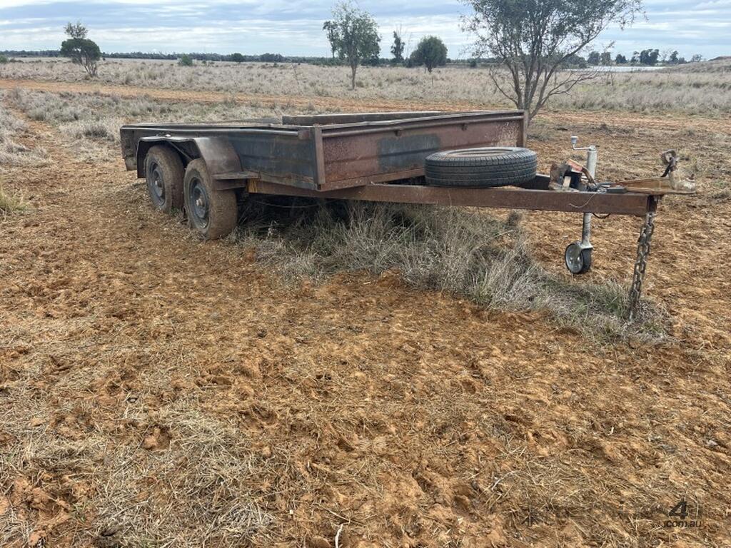 Buy Used Not Specified Unknown Box Trailer 7 x 12 Boogie Axle Box ...