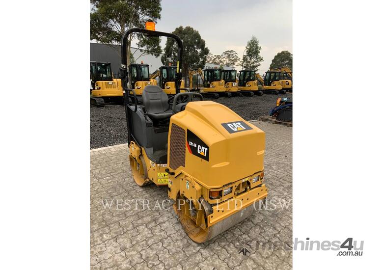 Used 2017 Caterpillar CB14B Double Drum Smooth Rollers in , - Listed on ...
