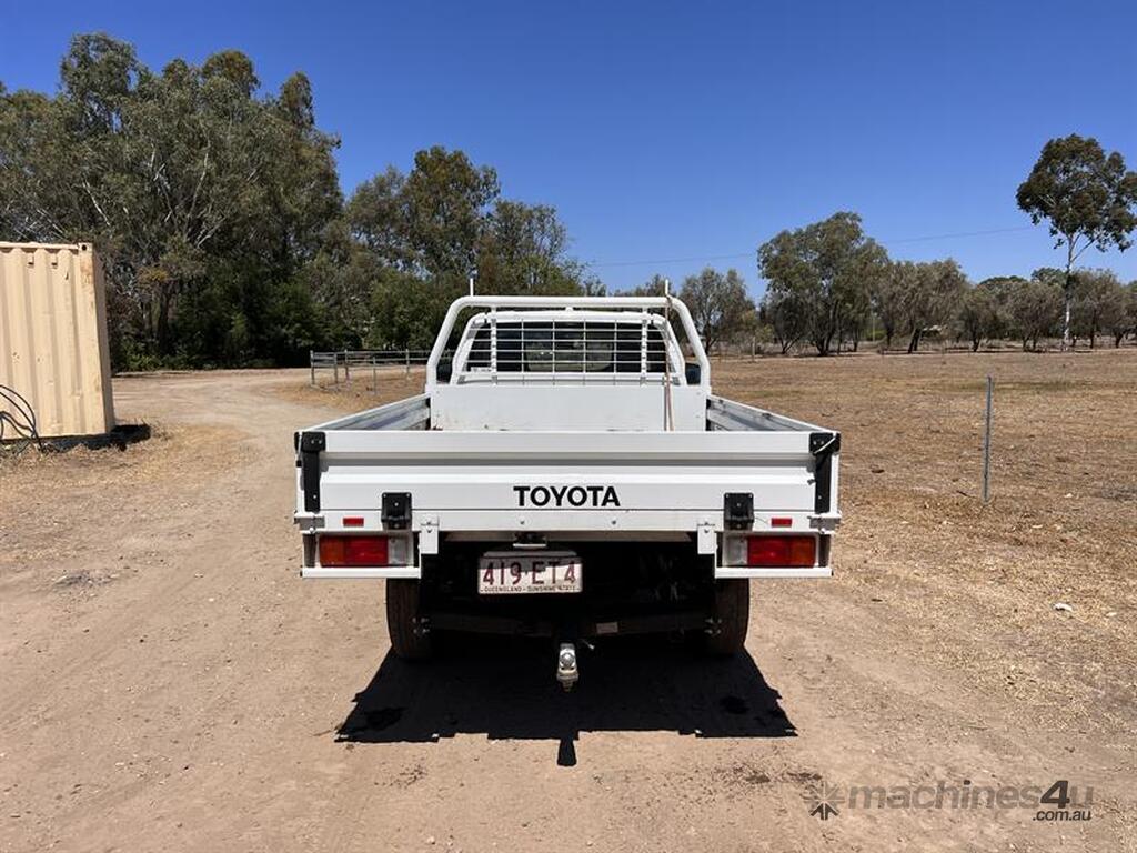 Buy Used 2022 Toyota 2022 TOYOTA HILUX WORKMATE 4WD Utes in MOREE, NSW