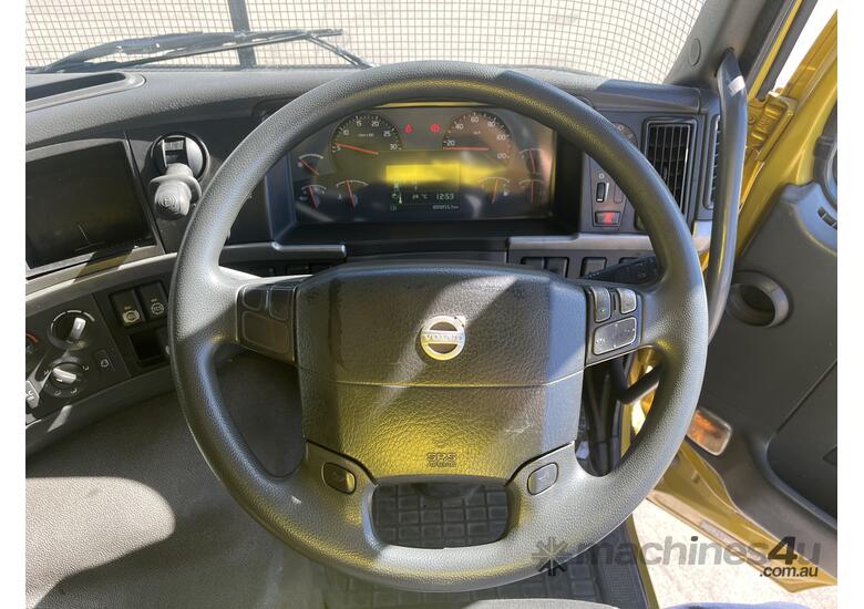 Buy Used 2013 Volvo 2013 Volvo MK2 FM 6x4 Prime Mover Trucks in ...