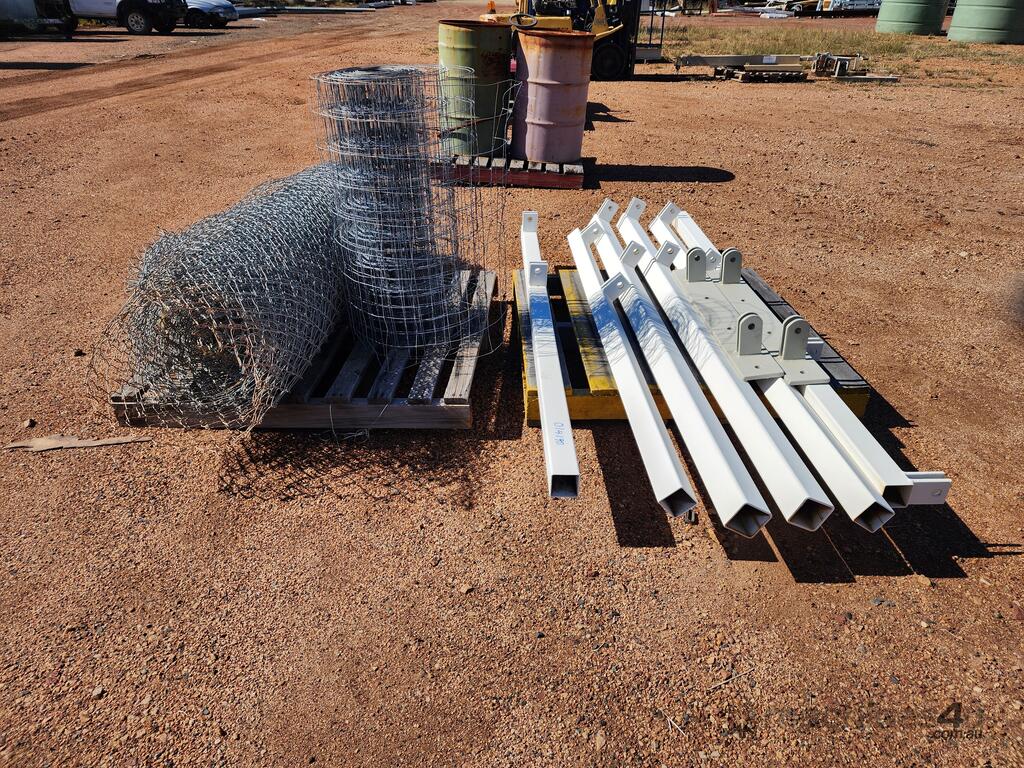 Used Posts And Fencing Wire Temporary Construction Fencing in ...