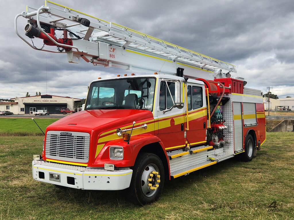 Buy Used 1996 Freightliner FL80 Fire Trucks (1099040)