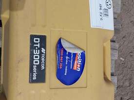 Used Topcon DT300 (1204240)