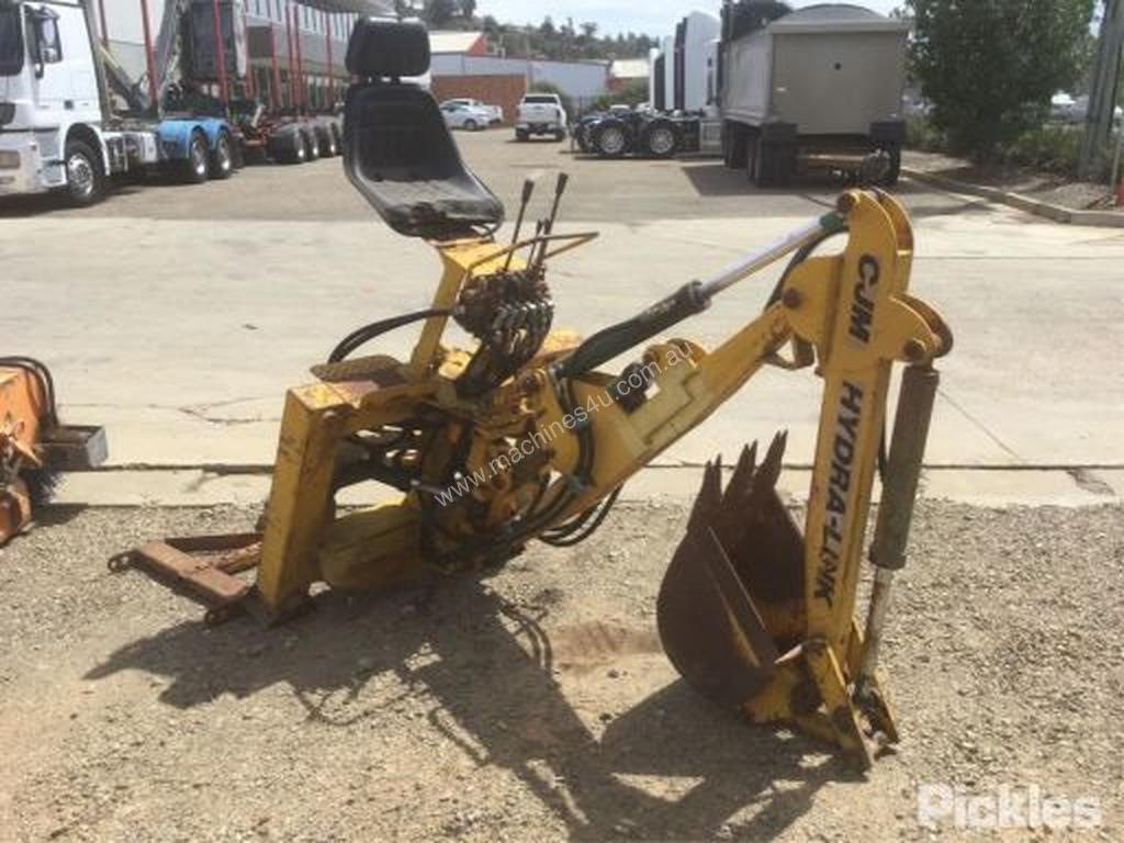 Buy Used C J M Hydra Link Backhoe Attachment Box Trailer in , - Listed ...