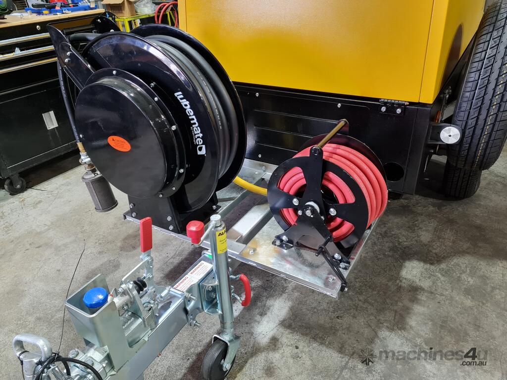 New 2023 compair C50-180cfm Towable Portable Compressor in BENDIGO, VIC