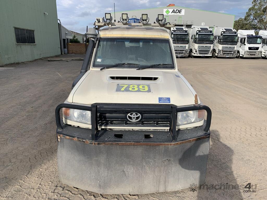 Buy New 2017 Toyota 2017 Toyota Landcruiser Workmate 4x4 Wagon SUV in ...