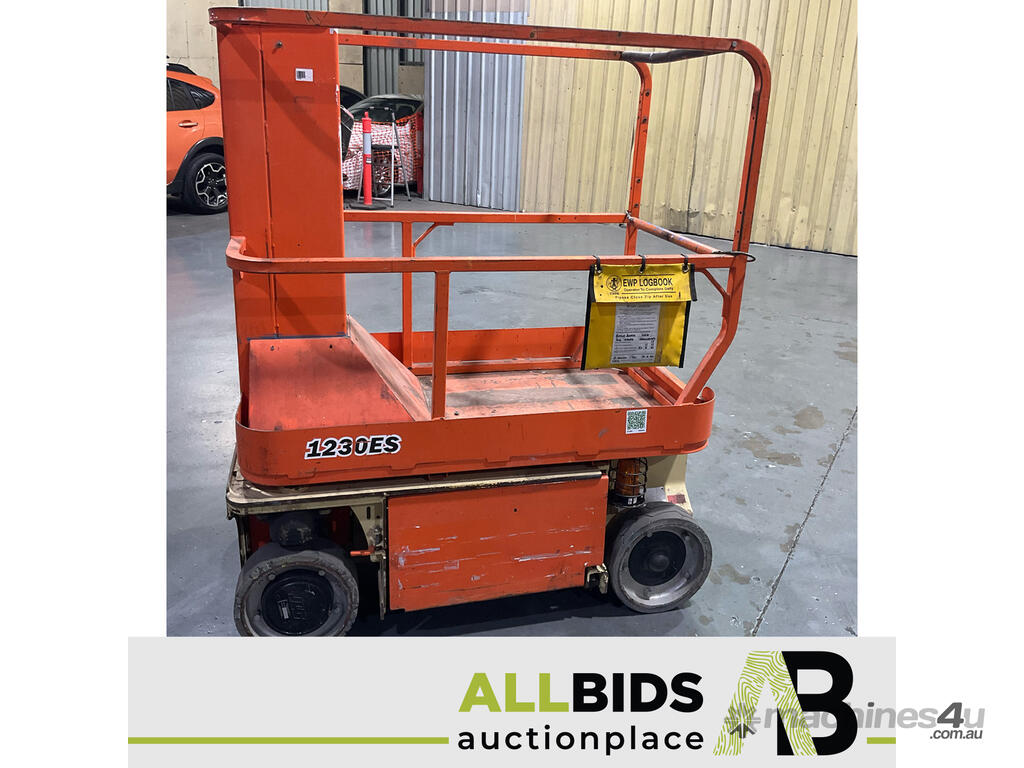 Used 2013 jlg 1230es Scissor Lift in , - Listed on Machines4u