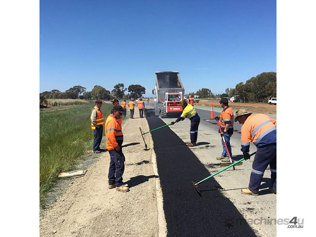New ShoulderMaster SM1500 Road Paver in WAUCHOPE, NSW