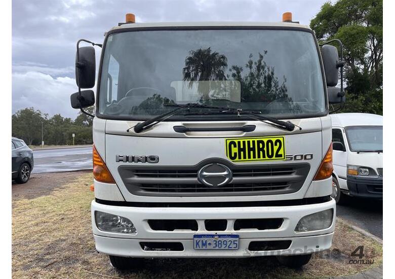 Buy Used Hino FG 500 Trucks (1067041) - Listed on Machines4u