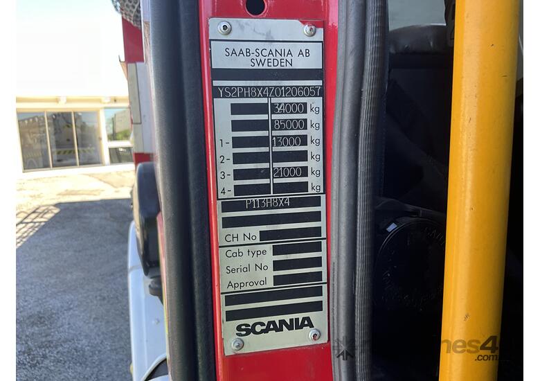 Buy Used 1995 scania 1995 Scania P113H 8x4 Service Truck Trucks ...