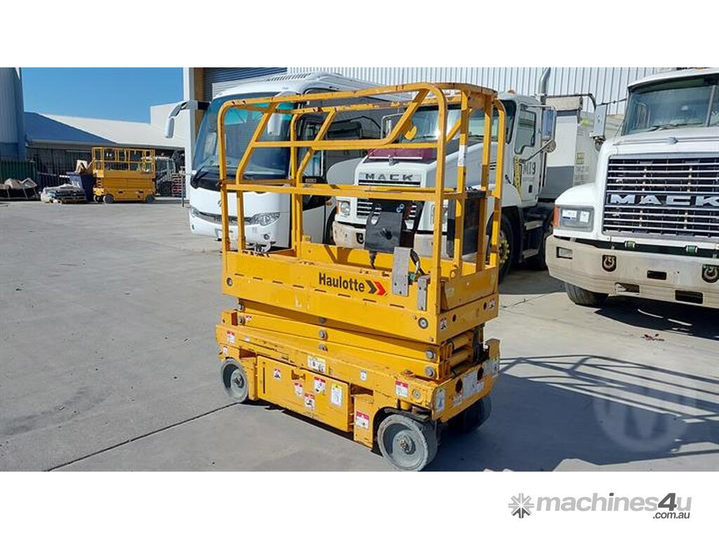 Used haulotte OPTIMUM 8 1 Electrical Scissor Lift (1141441)