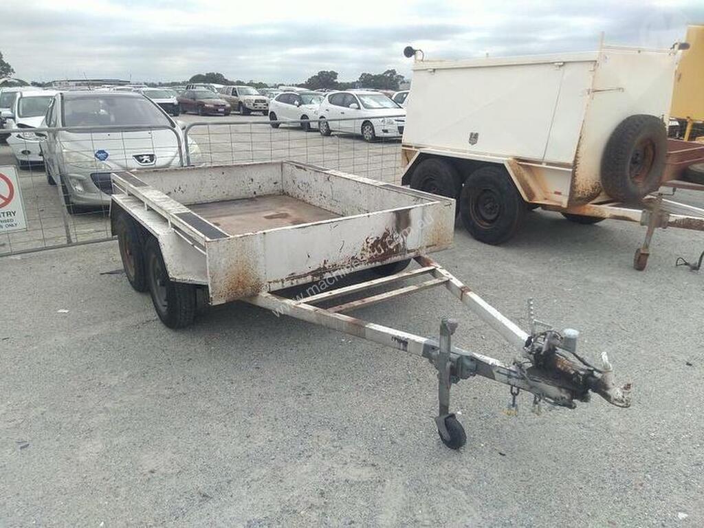 Buy Used Custom 7X5 Box Trailer in , - Listed on Machines4u