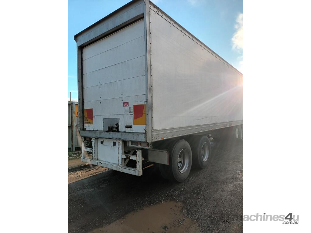 Buy Used 1998 maxcube Maxicube Bogie 41 refrigerated pantec ...