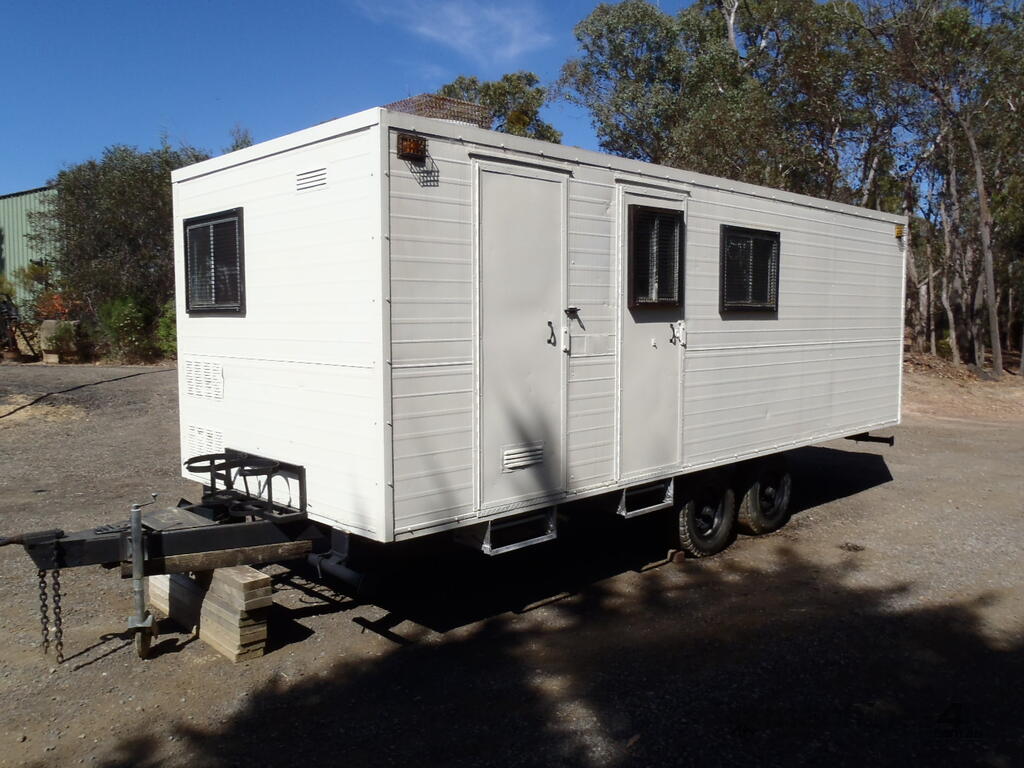 Used custom built Custom Built Portable Site Hut Site Amenities (957741)