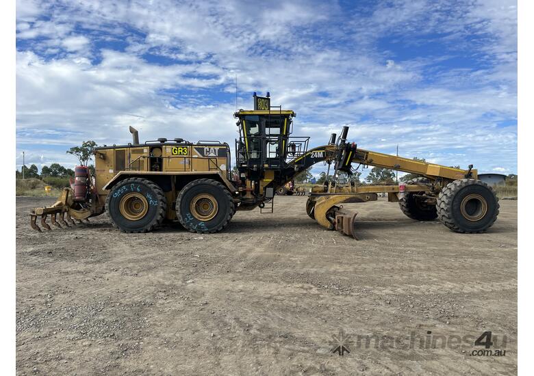 Used Caterpillar 2011 Caterpillar 24M Motor Grader Grader in , - Listed ...