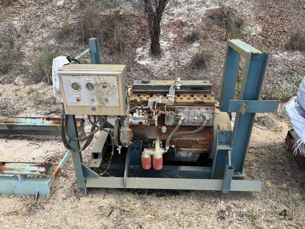 Used Generator in Cradle (1082142)