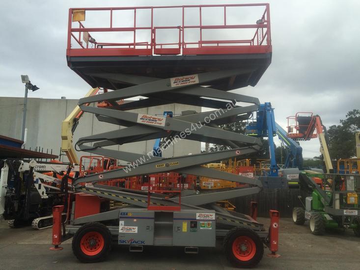 Used skyjack SJ9250 Rough Terrain Scissor Lift in , - Listed on Machines4u