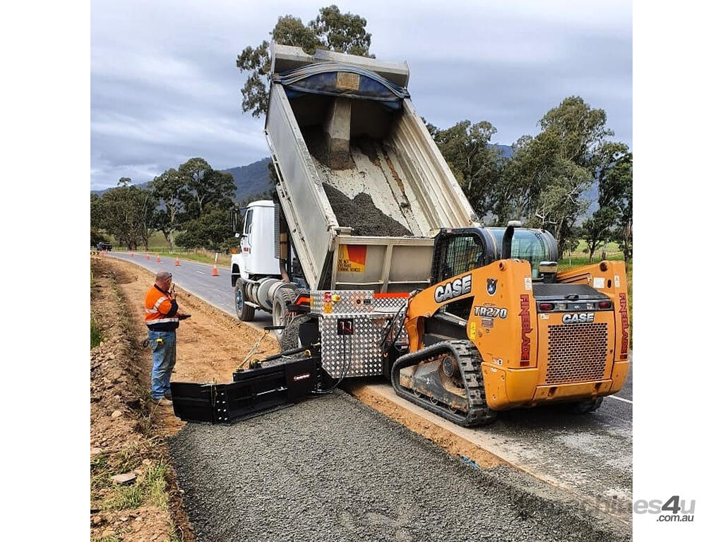 New ShoulderMaster SM2100 Road Paver (992342)