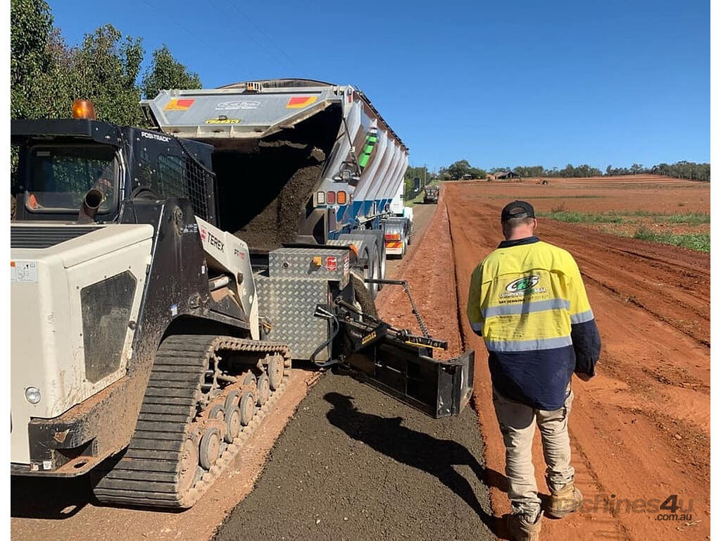 New ShoulderMaster SM2100 Road Paver (992342)