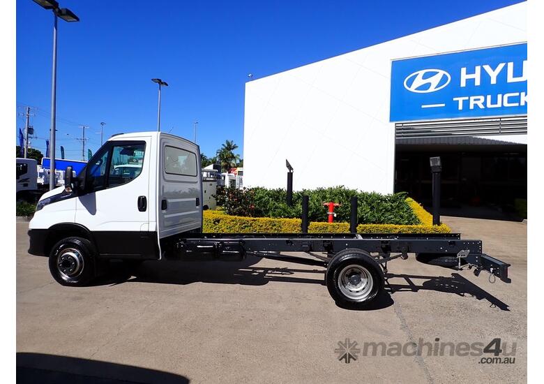 Buy Used 2022 Iveco DAILY Cab Chassis Trucks (1097743) - Listed on ...