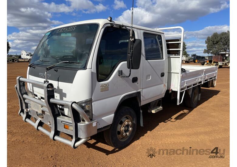 Buy Used 2006 Isuzu 2006 Isuzu NPR 4x2 Tray Truck Trucks in , - Listed on Machines4u