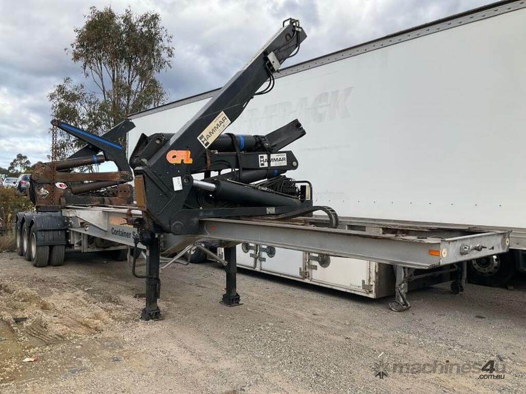 Buy Used 2006 hammar 2006 Hammar Tri Axle Side Lifter Tri Axle Side ...