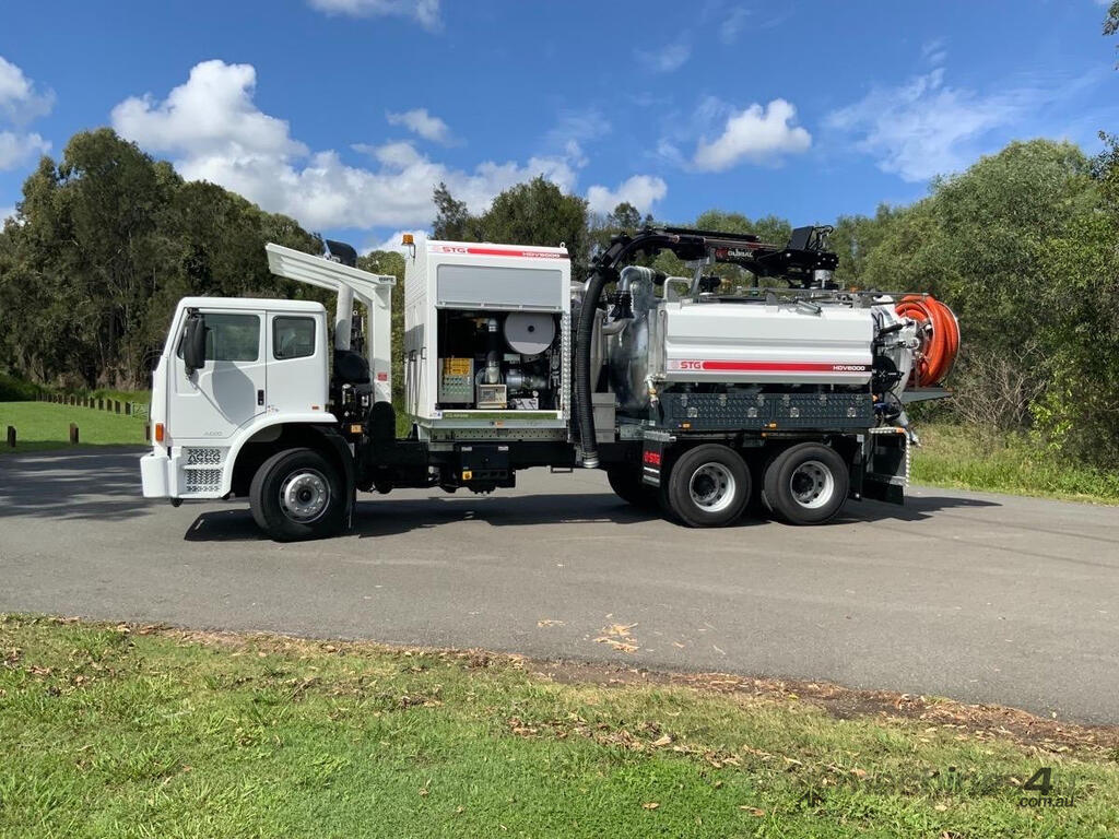 Buy Used 2016 Iveco Acco 2350G 6 000LT IN STOCK NO MORE RUST Vacuum ...