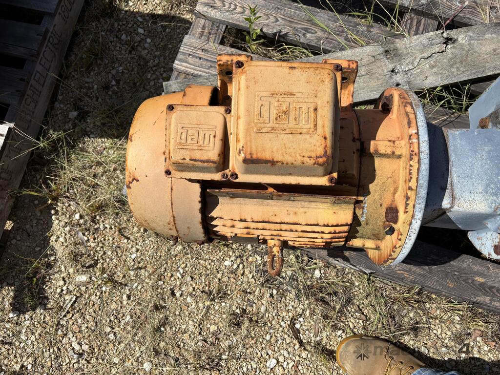 Used Qty 2 x Reduction Drives (1082844) - Listed on Machines4u