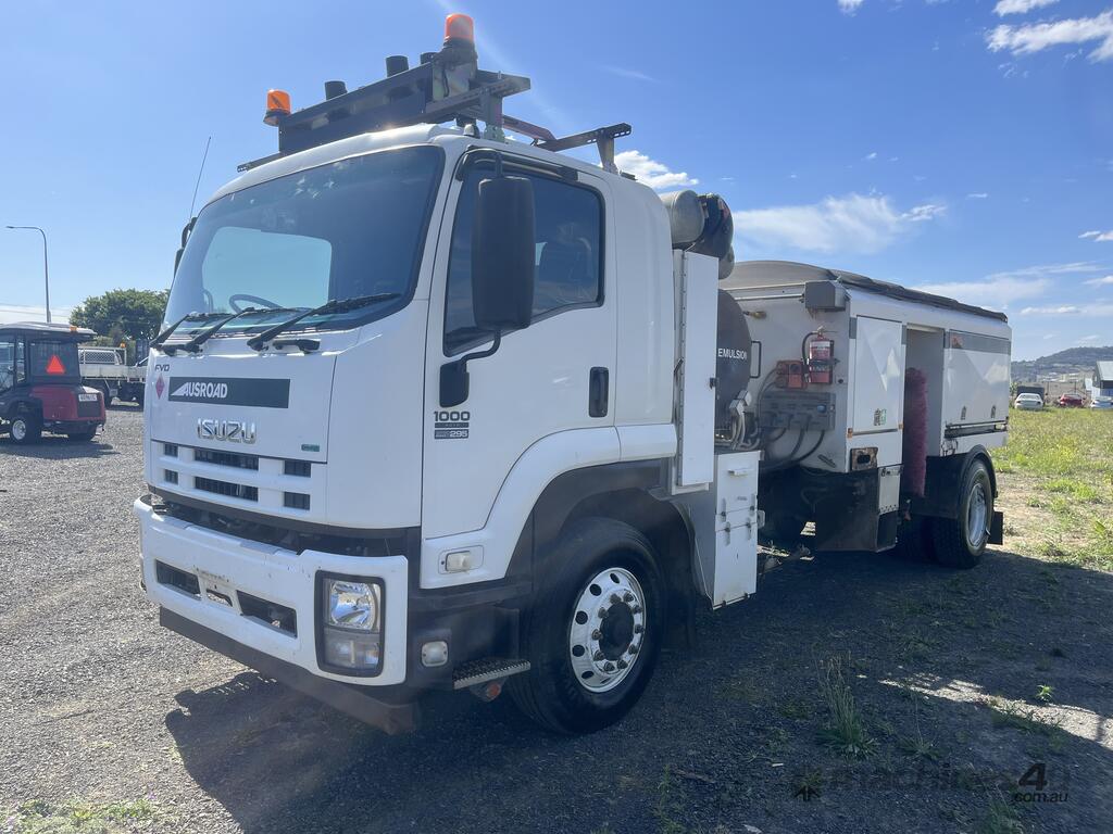 Buy Used 2013 Isuzu 2013 Isuzu 1000 FH FVD 4x2 Asphalt Truck Trucks in ...