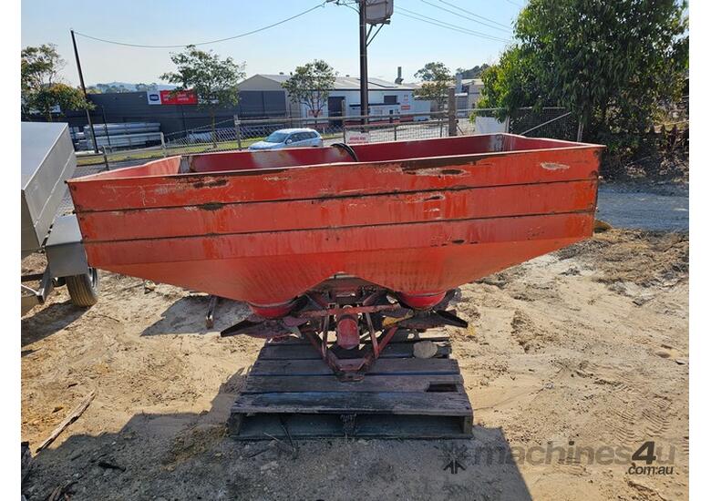 Used lely Lely 3PL Twin Spinner Fertiliser Spreader 3PL Spreader ...