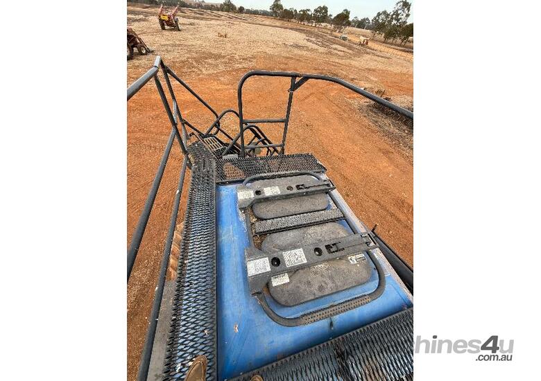 Used New Holland New Holland ST830 Air Seeder with SC180 Bin Seeding Equipment (1111745 ...