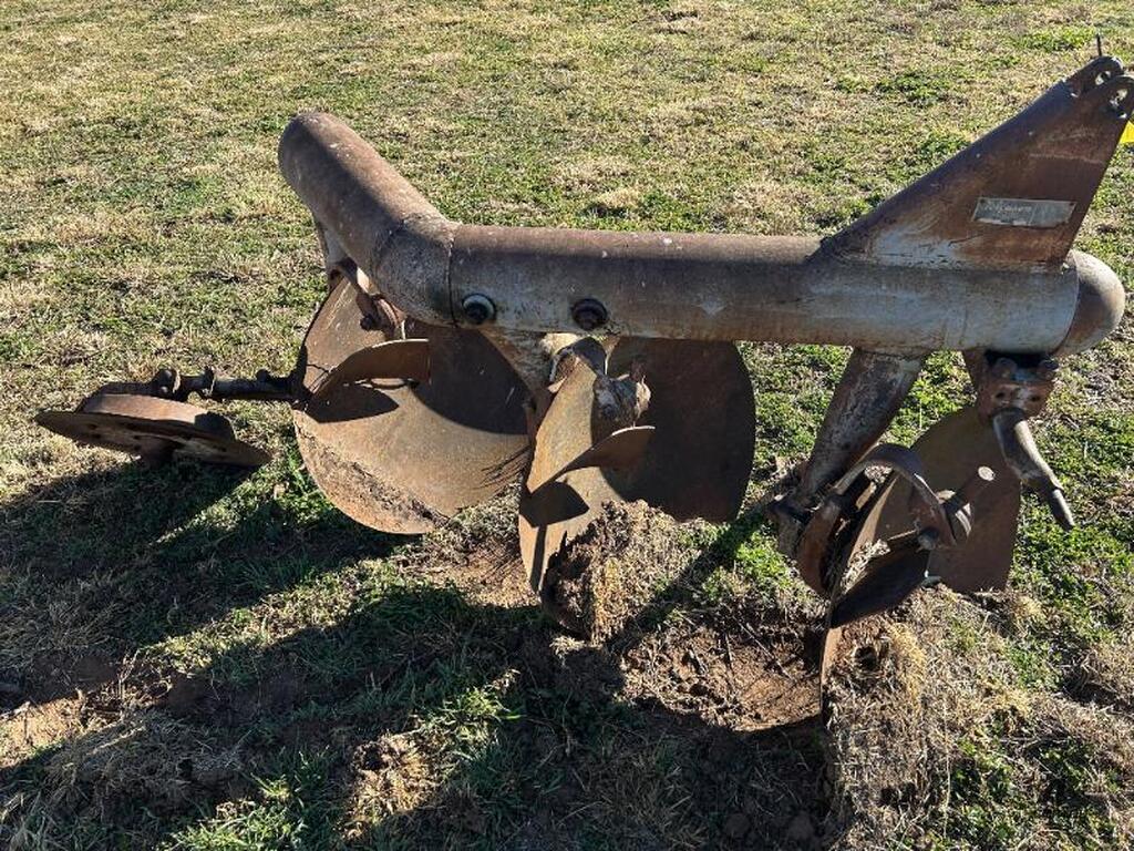 Used Ferguson - 3 Point Linkage one way plough for Massey Ferguson ...