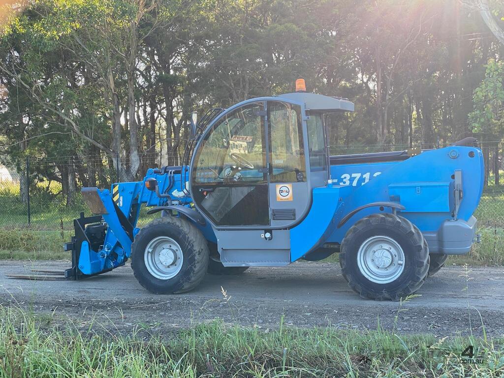 Used 2004 Genie GTH3713 Telehandler (947745)