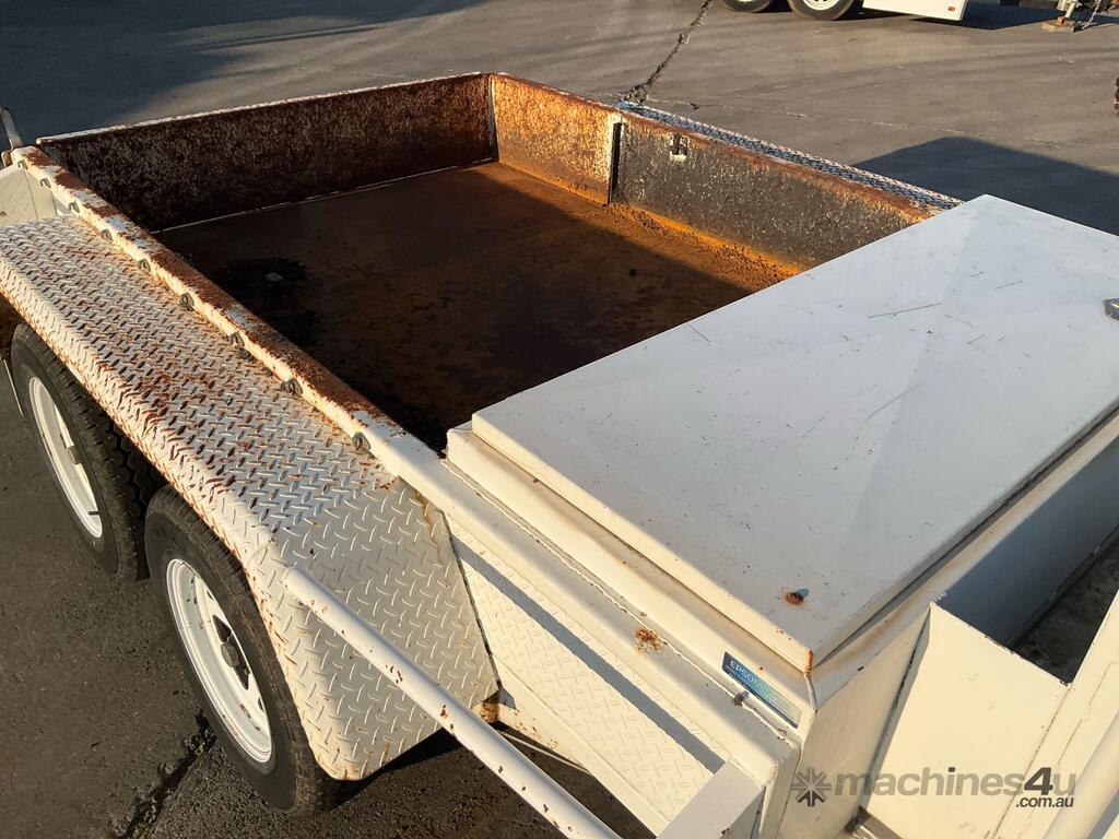 Buy Used 2012 2012 Tandem Axle Box Trailer Trailers (1131446)