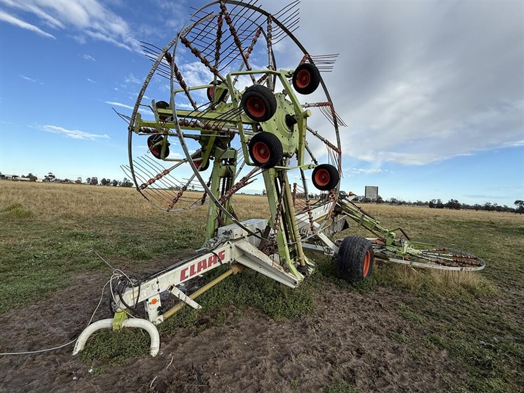 Used class Class Liner 3000 Hay Rake (1143546)