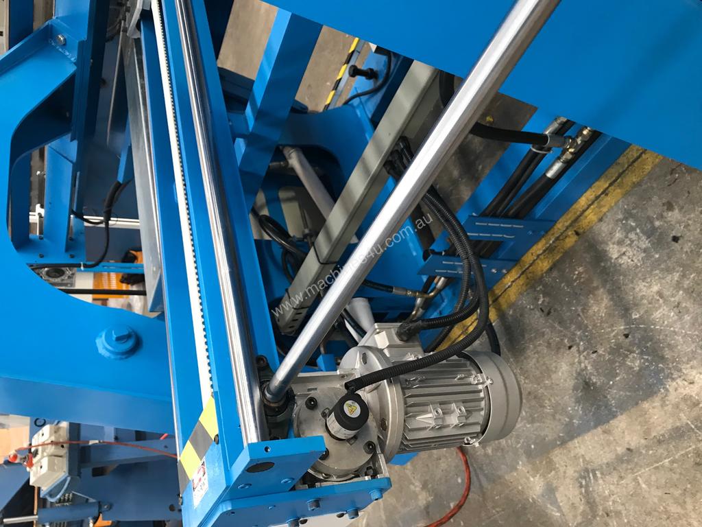 New 2025 machine makers MM-SF6512-CNC2 Slitter Folders (385446)