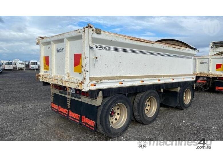 Buy Used nextgen 3 AXLE Dog Trailer in , - Listed on Machines4u