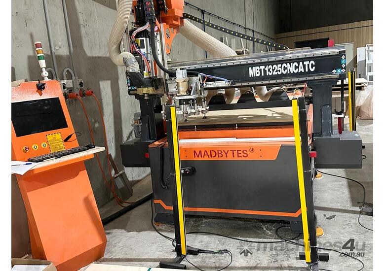 New Madbytes Madbytes Woodworking CNC Router - Heavy Duty Industrial ...