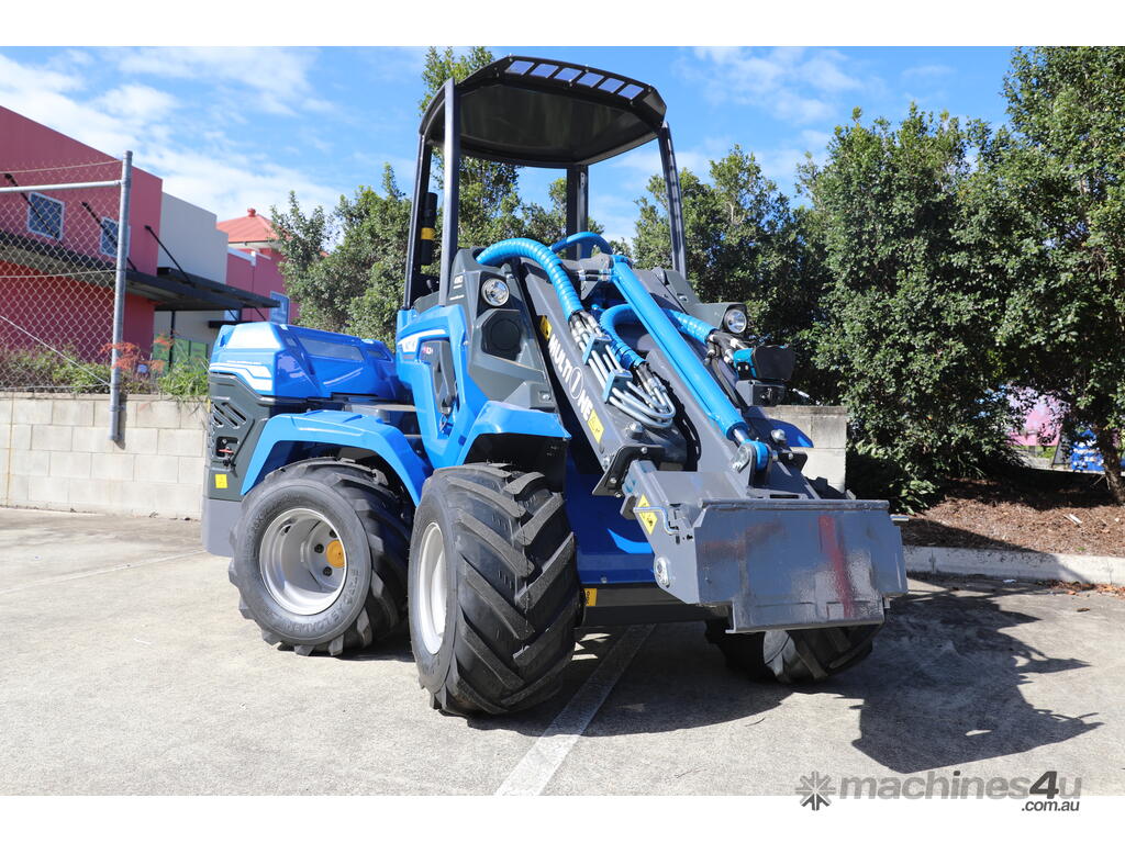 New 2026 Multione 6 3ds Articulated Mini Loaders (1044947)