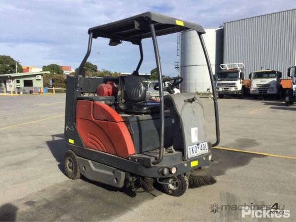 Used hako 2017 Hako Ride On Sweeper in , - Listed on Machines4u
