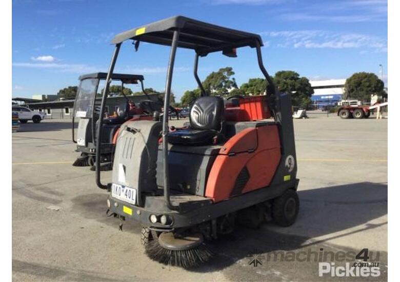 Used hako 2017 Hako Ride On Sweeper in , - Listed on Machines4u