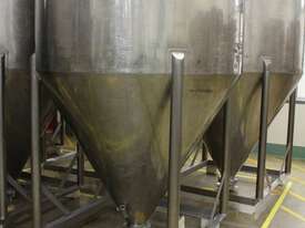 used Stainless Steel Conical Hopper Powder Hopper in CONDELL PARK, NSW