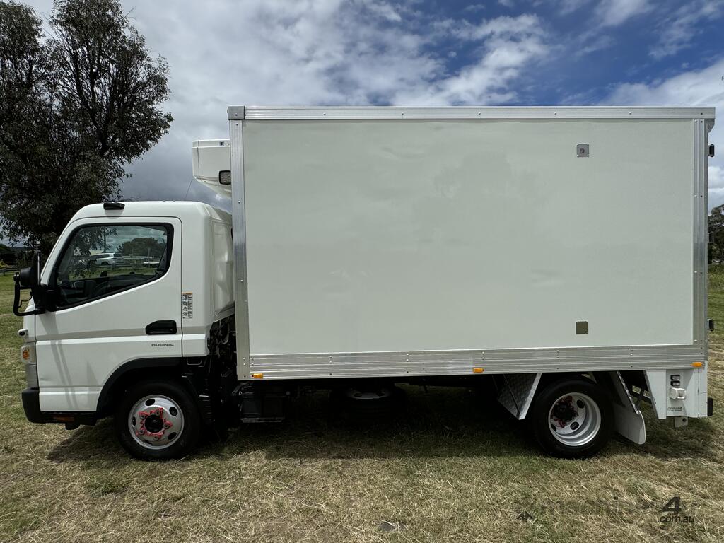 Buy Used 2019 Mitsubishi CANTER 2 0 Pantech trucks (1061548)