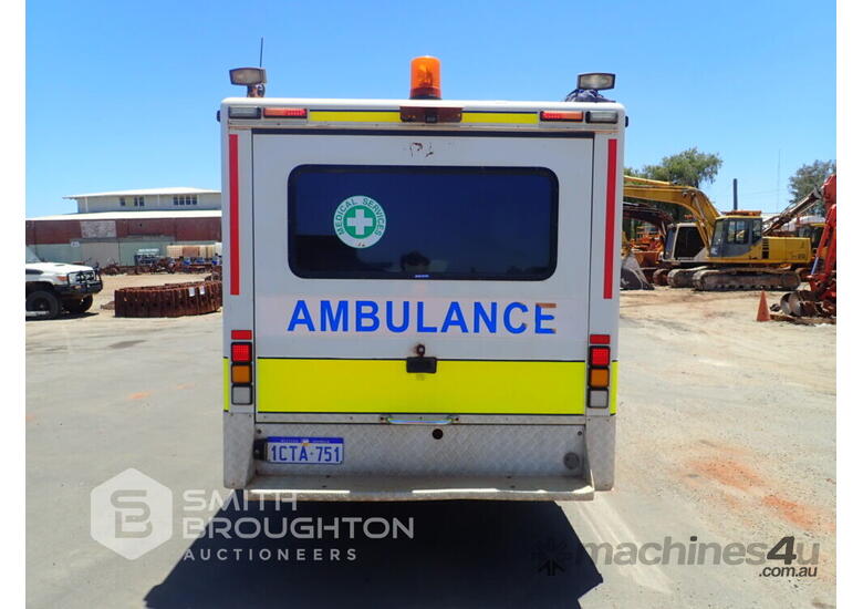 Buy Used 2007 FORD RANGER 4X4 SINGLE CAB AMBULANCE UTILITY Service ...